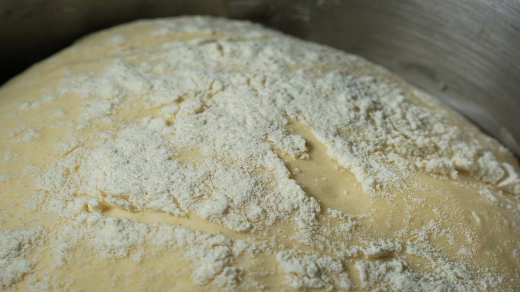 Fixing Sticky Dough Issues In Automatic Bread Machines